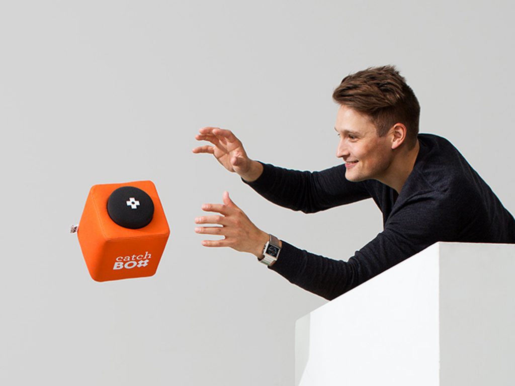 Catchbox Pro set huren | Master Partys; gooibare microfoon huren