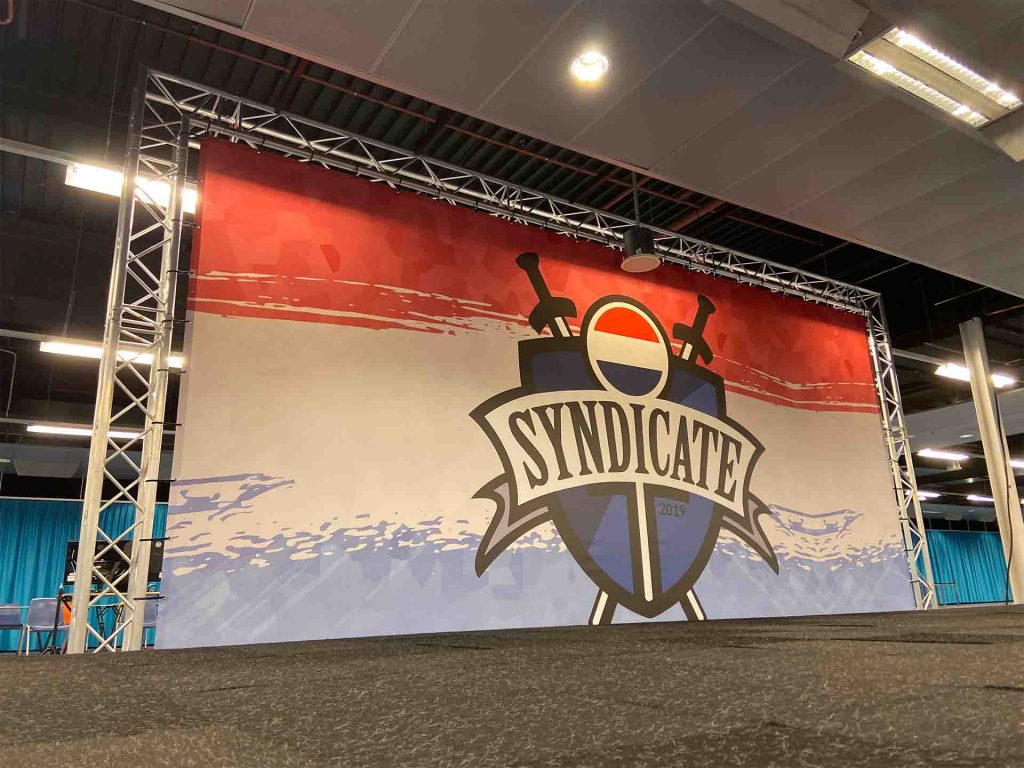 Bedrukt spandoek kopen | Master Partys; Bedrukte PVC banner bestellen